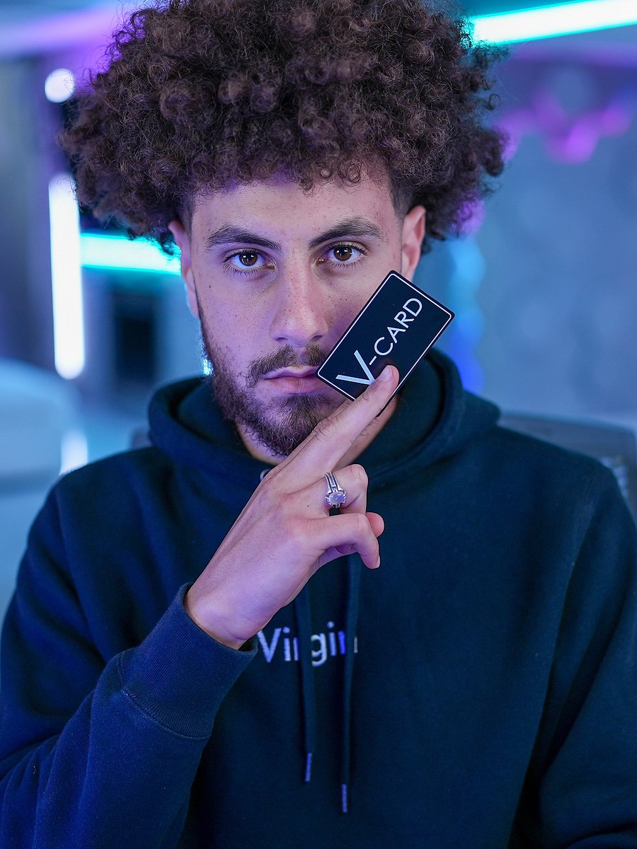 Black V-Card | iamLucid